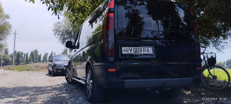 Mersedens bens vito