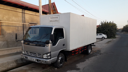 Исузи  грузавой   5  тонали