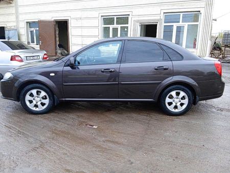 Lacetti (gentra) sotiladi