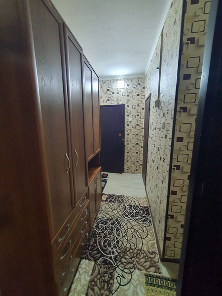 1 xonali uy sotiladi