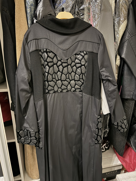 Trench platie yengi