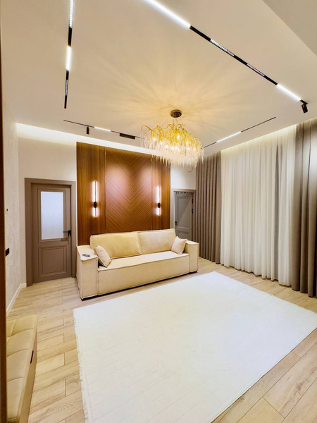 Продаётся 55м² Новомосковская 2в3/3/4