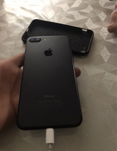 Iphone 7 plus 32 GB  телефон идиал