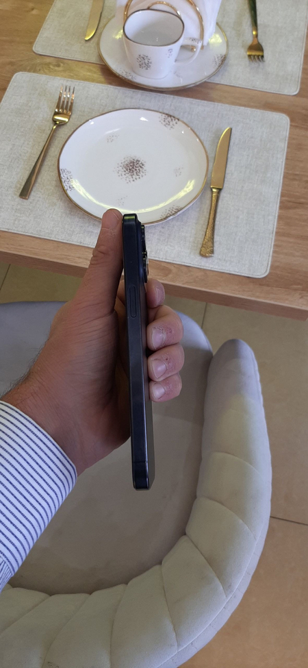 Iphone 15 pro max 100% 256gb