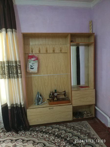 Мебель сотилади.