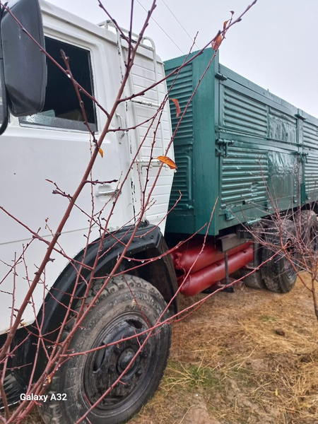 Kamaz zernavoz 11 500 kami bor