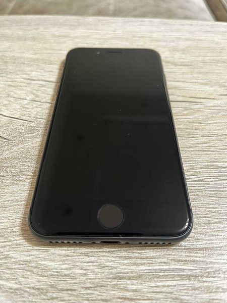 ПРОДАЁТСЯ!!! iphone 8/64gb
