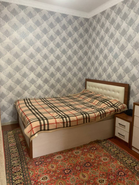 Срочно! Продажа. 4 ком, 4,6 сот. Достлик-1.