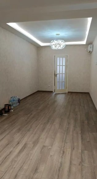 Квартира на Бобуре 3/3/12 евро ремонт