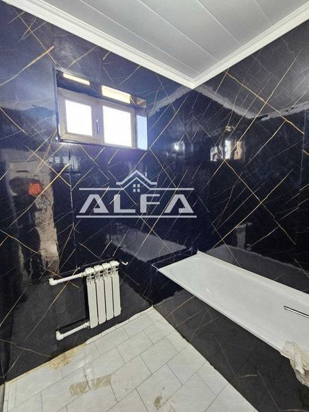 3 xonali 78m² 3-qavat sotiladi.