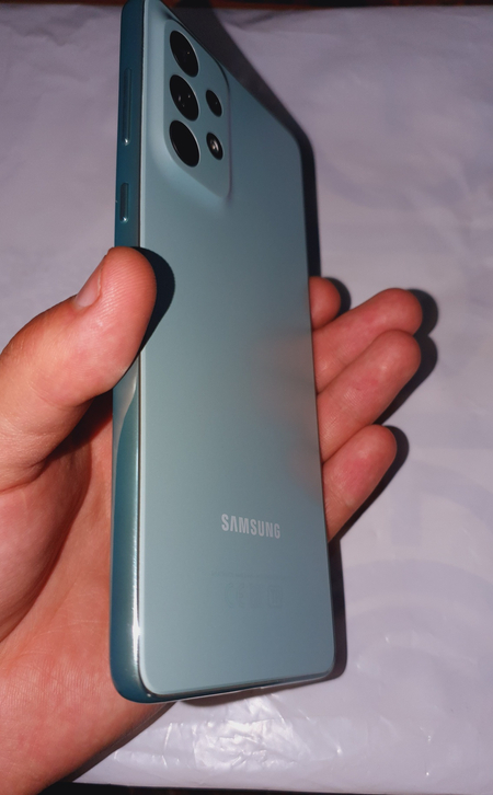 Samsung Galaxy A73 5G