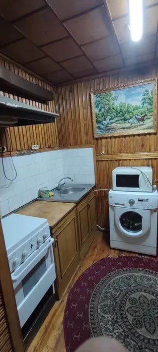Чиланзар 23 2 комнатная срочно