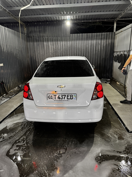 Jentra lacetti белая своя