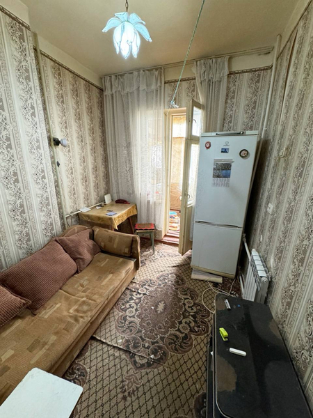 8микрарайоне 2х 2этаж срочно Прадаётся новая планировка