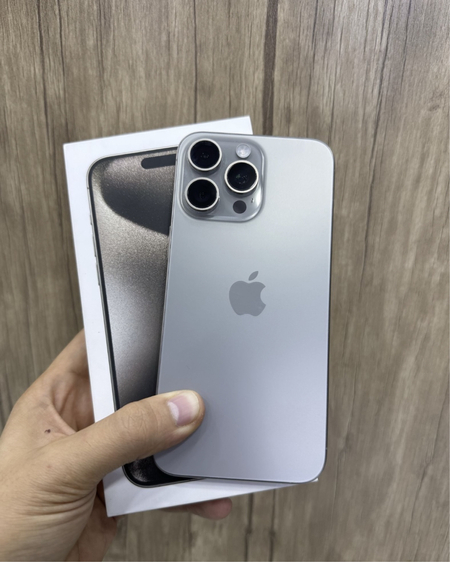 Iphone 15 pro max 256 gb ideal