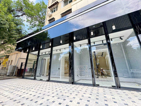 Сдам в аренду комерческую недвижимость 100 м2 Шота Руставели