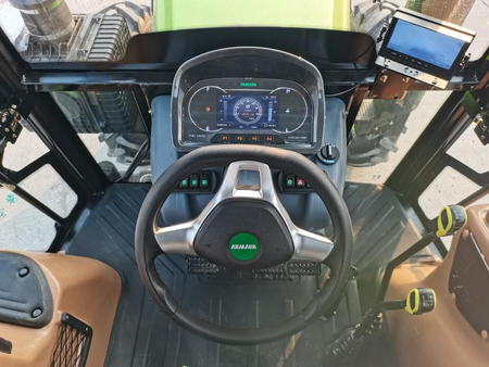 Трактор 2204 в Лизинг