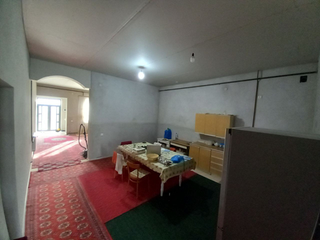 Урганч шахар чакка боликхона оркасинда 315 КВ.м ли ховли жой сотилади