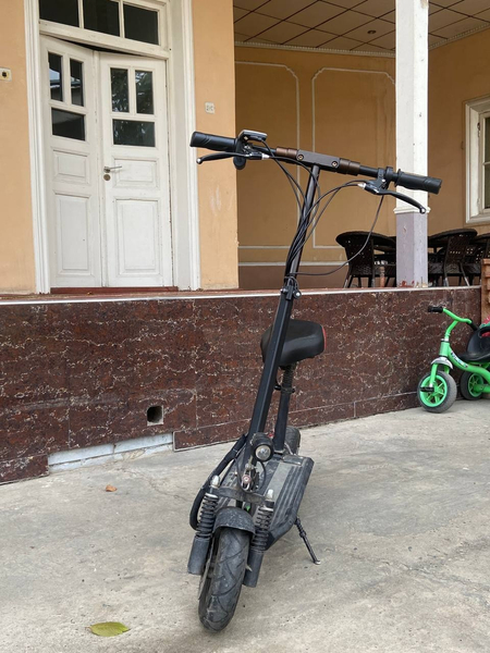Elektro samokat sotiladi