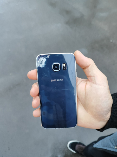 Samsung S6 edge sotiladi