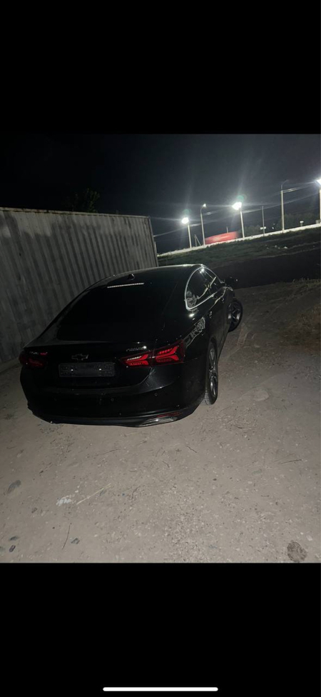 Malibu 2.  2.4 motor premier qilingan ploniy