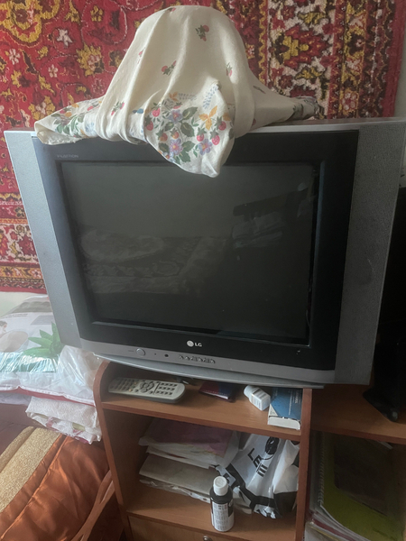 Продается телевизор