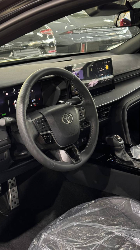 Toyota Camry 80 (Hybrid)