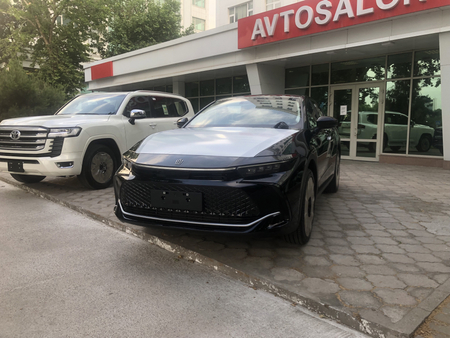 Тойота Краун. В наличии.
