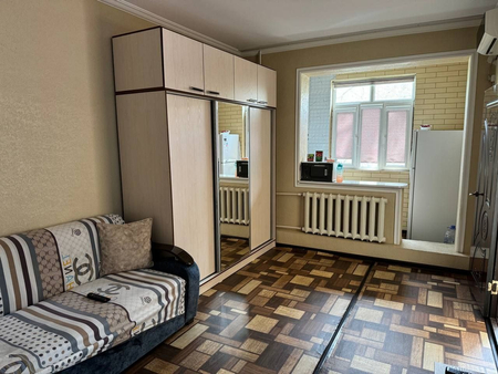 Срочно продам 1в2 ком кв на Ялангаче