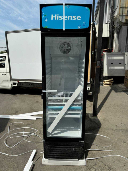 Витринный холодильник Hisense FL50FC