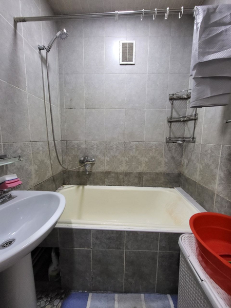 Продам 1в2/1/4 Буз 2 Экобазар