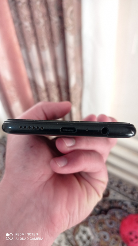 Samsung a20 sotiladi passport kopiya 32gb