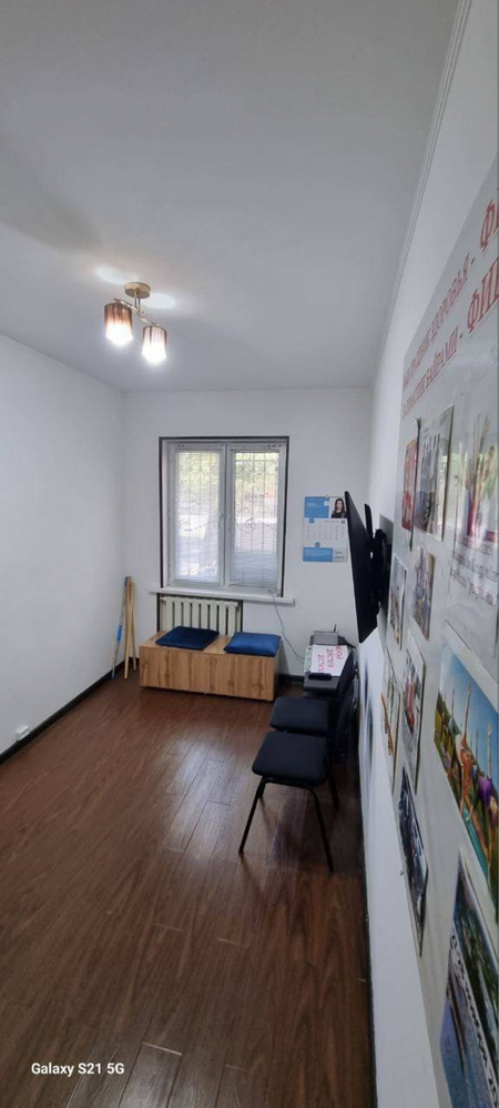 Юнусабад 8 квартал | 130кв - нежилое помещение вдоль дороги Продажа