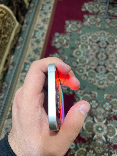Iphone 12 ideal white