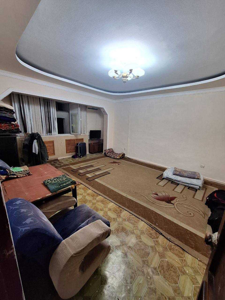 Тараса Шевченка 2/5/9 Срочно Ориентир Авиакасса 60м2