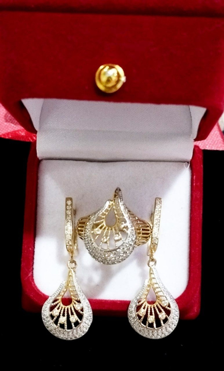 Tilla zirak uzuk