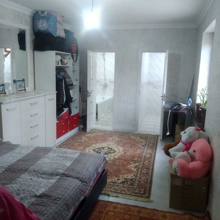 Продаётся участок в Бостанлыкском районе.