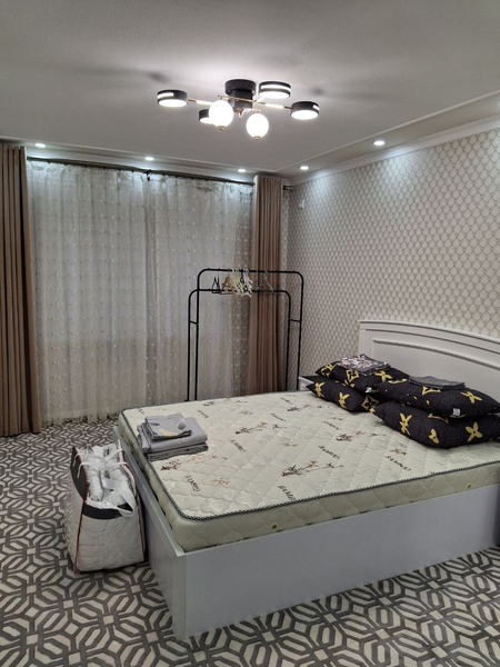 Сдается 3х ком на 2 этаже ориентир Азиз бозор.