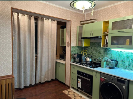 Продаётся Квартира Рядом со Сквером А. Тимура [Ул.Шахрибабз]