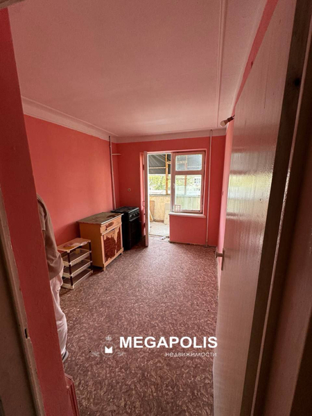 ‘Мукими 1 комнатная Хамза метро Кирпич балкон 1х3
