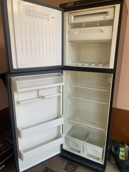 Холодильник продам стинол