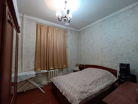 Фаргана йули 2/4/4 кирпич 52м²