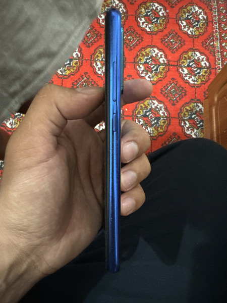 Redmi note 8. 6/128