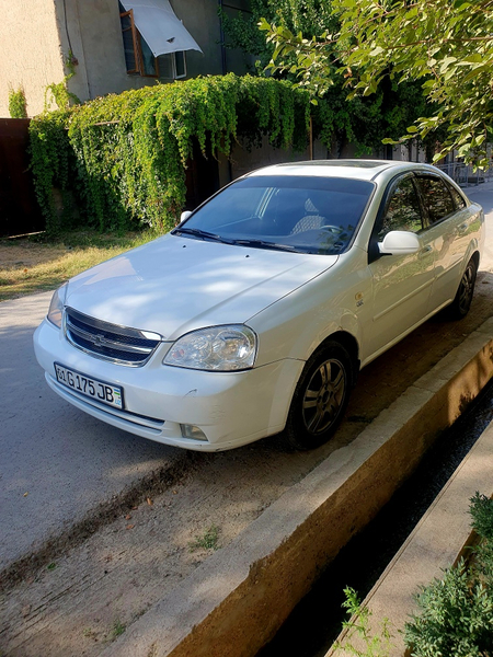 Lacetti 3-Позиця АТ 2011