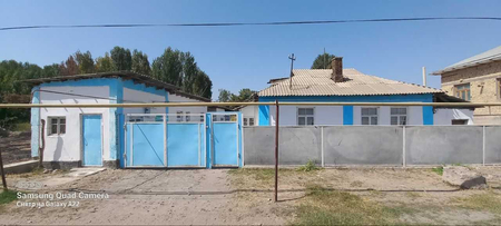 Xovli uy sotiladi