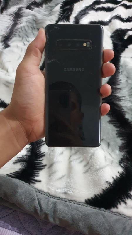 Samsung s10+  arzonga bervoraman