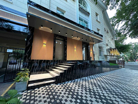 Продается офис 100м² Ор-р: Ц-1. Чайкофф 22 дом