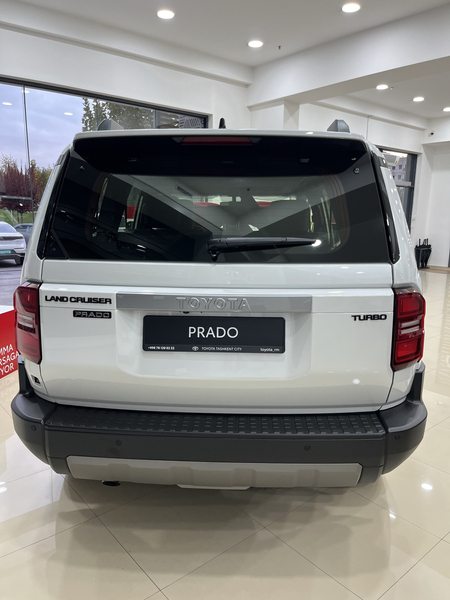 Toyota Land cruiser 250 Prado