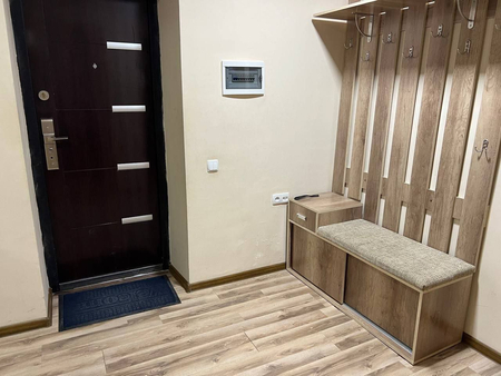Арендага берилади 3 хона 1 этаж Гагарина кучасида.Агентство