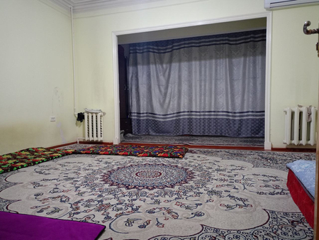 Квартира студентларга